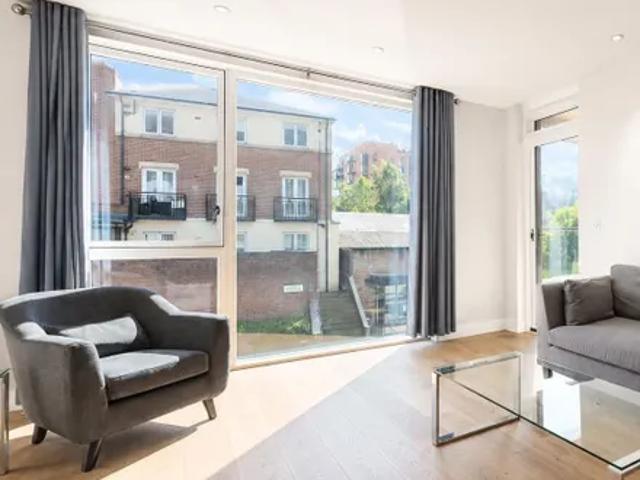 165 171 Iverson Road, London, NW6 2HL, United Kingdom | 2 bed apartment for rent #124399846 | Rentberry