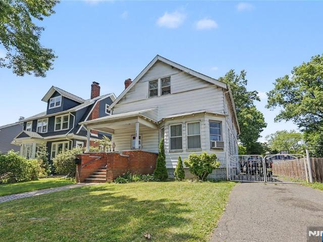 165 College Place