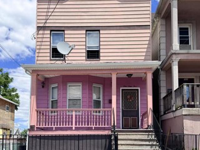 165 Campbell Ave, Staten Island, NY 10310