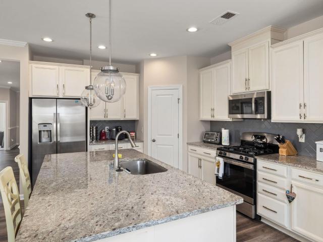 165 Carbone Ln, Clayton, NC 27527 | MLS #10158