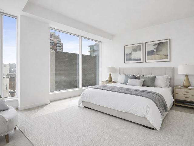 165 CHARLES Street 22