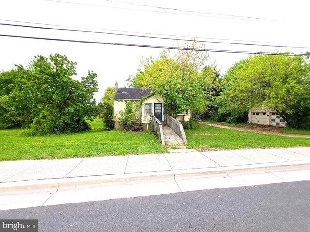 165 Christiana Rd, New Castle, DE 19720