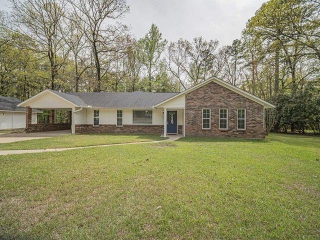 165 Allen Dr, Monticello, AR 71655