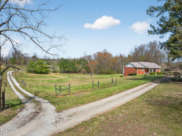 165 Almyra Rd