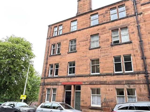16/5 Belford Road, Edinburgh 2 bed flat to rent £1,650 pcm £381 pw