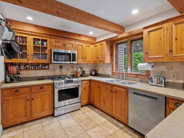 165 Benedict Road