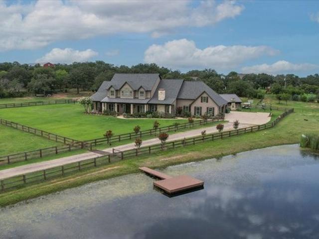 165 Dove Creek Rd, Argyle, TX 76226