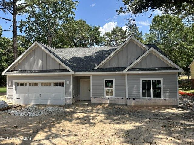 165 Devonshire Ave W, West End, NC 27376