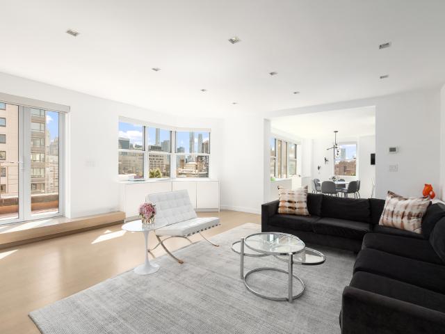 165 East 72nd Street, New York, NY