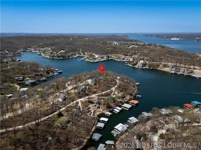 165 Four Winds Court, Lake Ozark, MO 65049