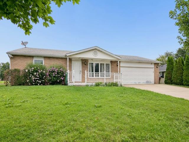 165 Keigher Dr, Manteno, IL 60950