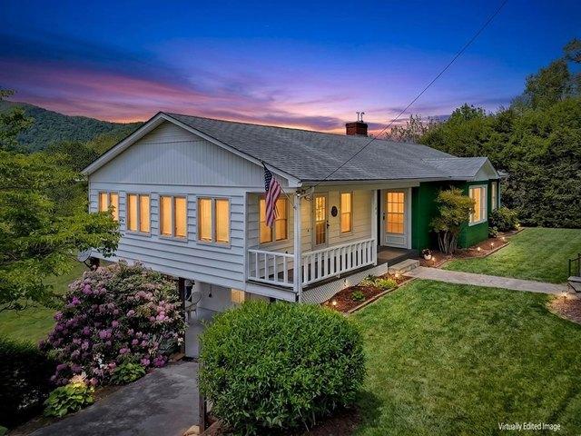 165 Keller St, Waynesville, NC 28786