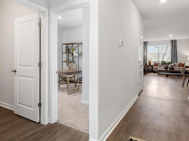 165 kipling dr
