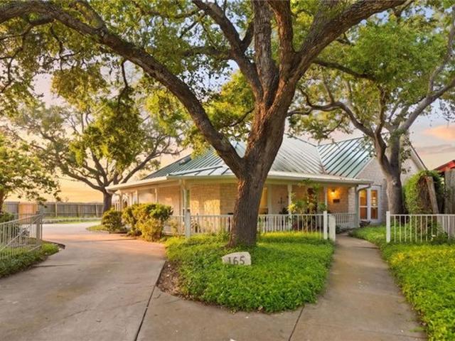 165 Kush Ln, Corpus Christi, TX 78404