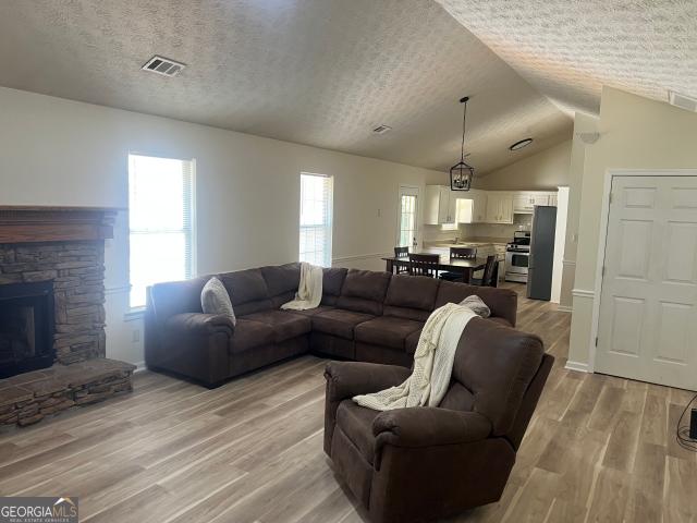 165 Irwin DR