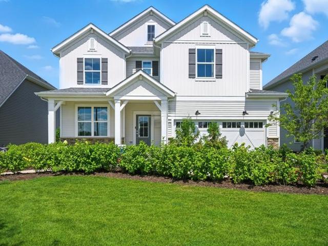 165 Oak Chase Rd, New Lenox, IL 60451