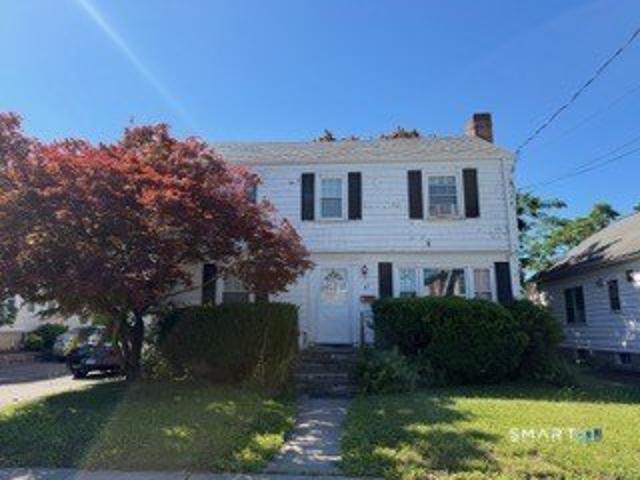 165 Overland Ave, Bridgeport, CT 06606
