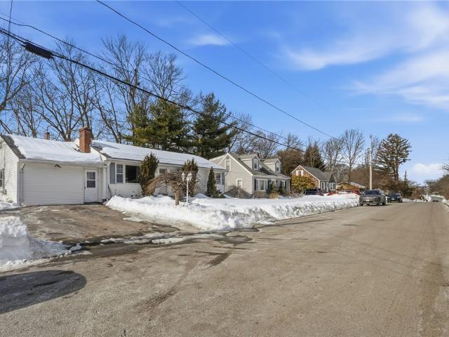 165 Lockwood St, West Warwick, RI 02893 | MLS #1410 | Compass