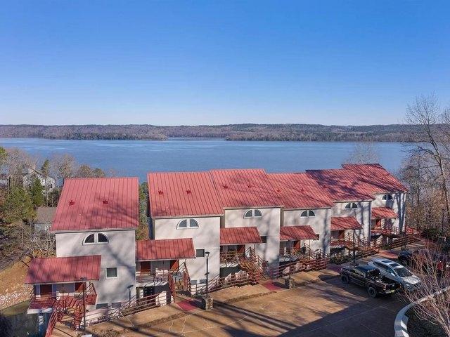 165 Lakeshore Ln Units 7,8,9,10,11,12, Counce, TN 38326