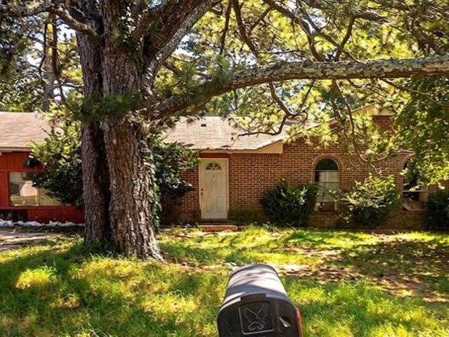 165 Meadowlark Ln, Jonesboro, GA 30236