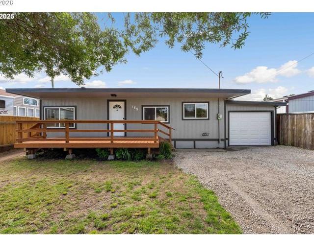 165 N 15th St, Lakeside, OR 97449
