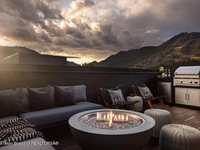165 N Glenwood St Unit 29, Jackson, WY 83001