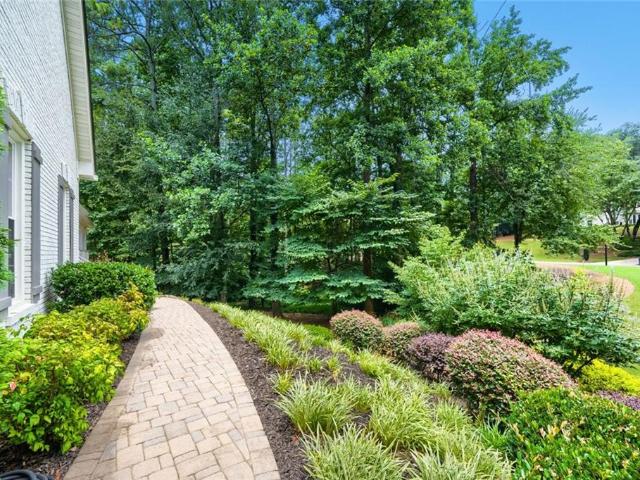 165 Northern Oaks Court