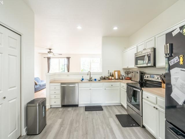 165 ne 75th ave