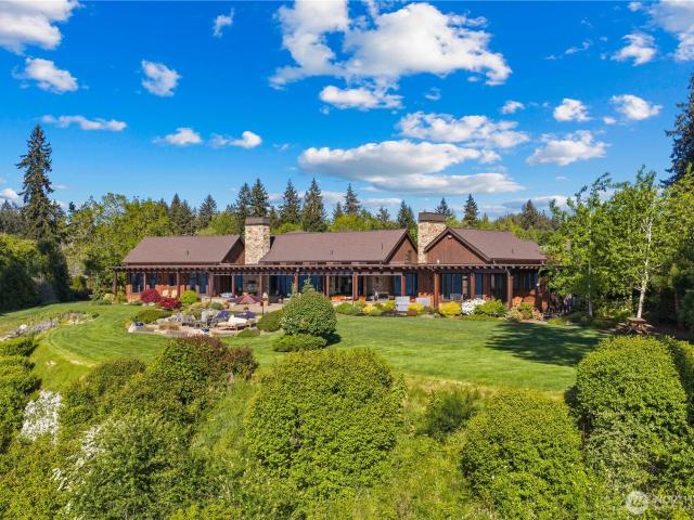 165 NE Kinman Road