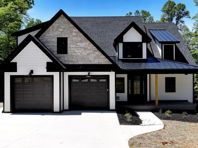 165 Sassafras Ct