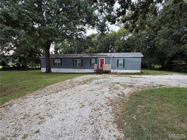 165 Schaper Rd, Foristell, MO 63348