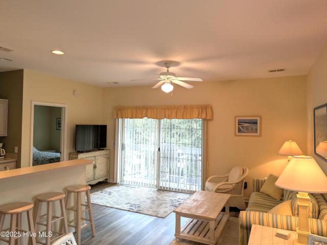 165 Royal Poste Road # 2912
