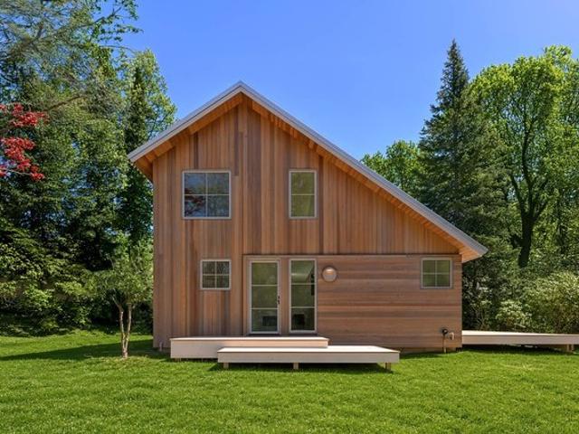 165 Roses Grove Rd, Water Mill, NY 11976