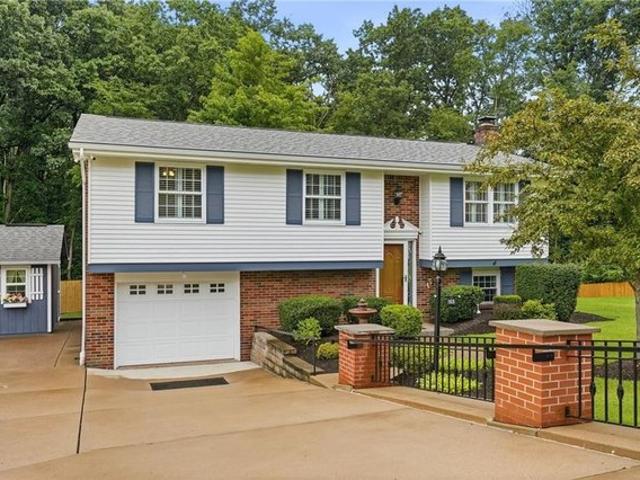 165 Reaghard Dr, Cheswick, PA 15024