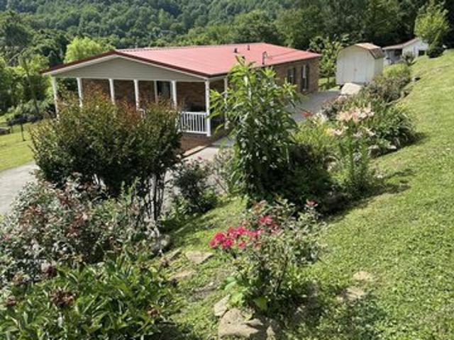 165 Redmond Rd, Pineville, KY 40977