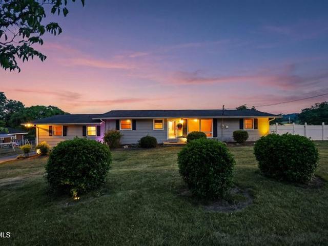 165 Richard St, Gray, TN 37615
