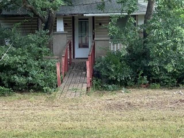 165 W 2nd St, Jennings, OK 74038
