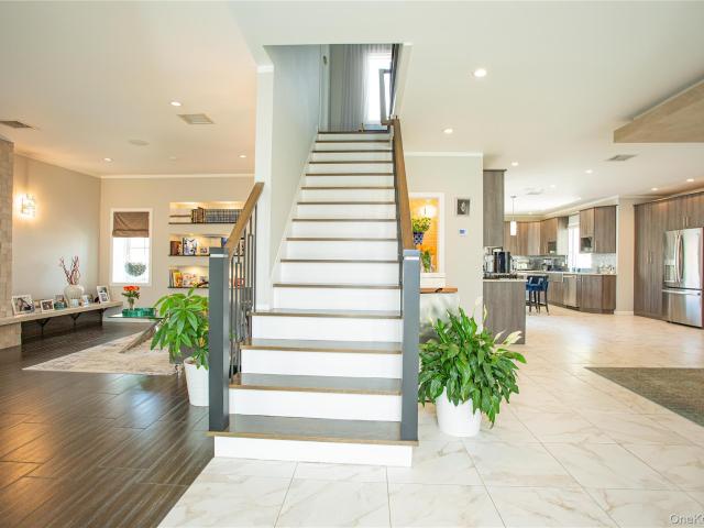 165 W Walnut St, Long Beach, NY 11561 | MLS #963088