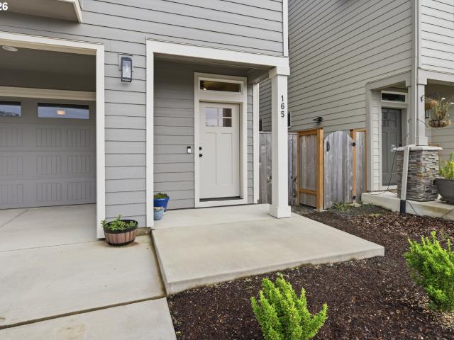 165 w barbaras way