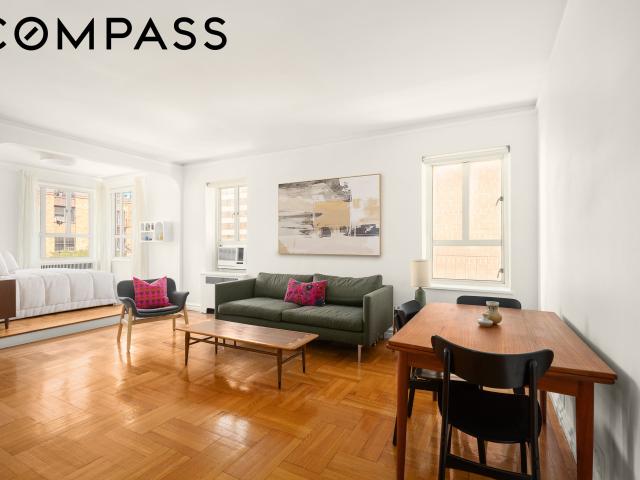 165 West 20th Street, New York, NY