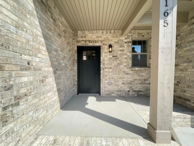 165 Tomahawk Boulevard