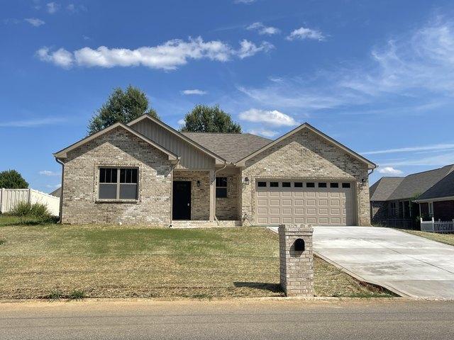 165 Tomahawk Blvd, Cadiz, KY 42211
