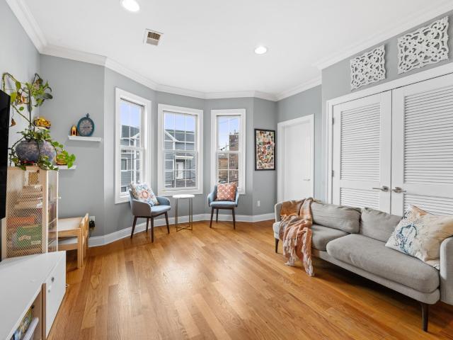165 Thorne St # 2 L