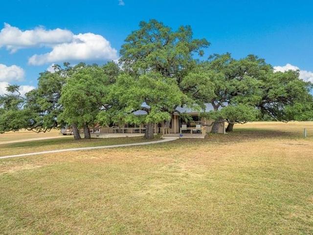 165 Valley View Trl, Medina, TX 78055