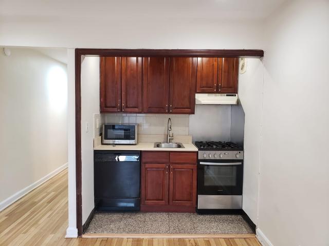 165 Vroom St, Unit 2B, Jersey City, NJ 07306 | MLS #260001