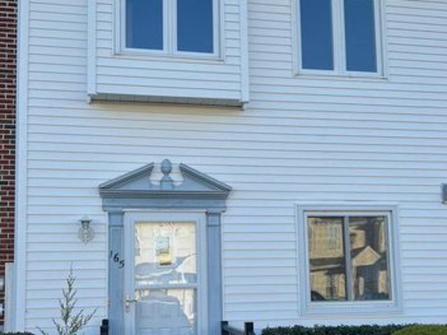 165 Yorktown Blvd, Hammonton, NJ 08037