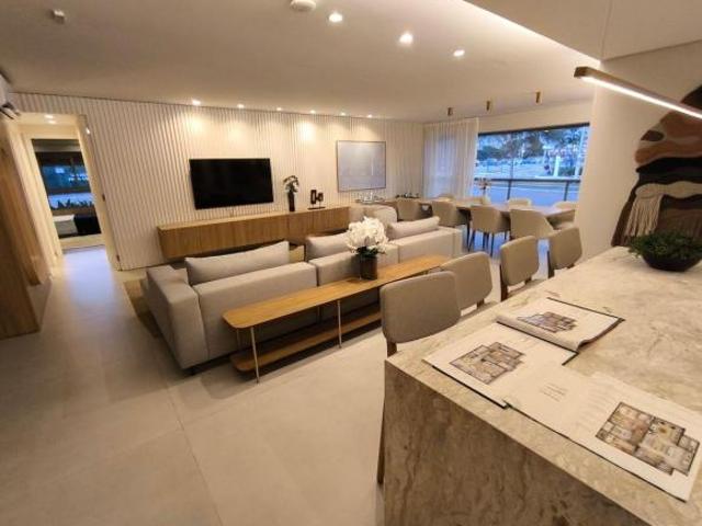 165m² no Bioma Cidade Center Norte — 3 suítes, living ampliado e espaço de casa com segurança