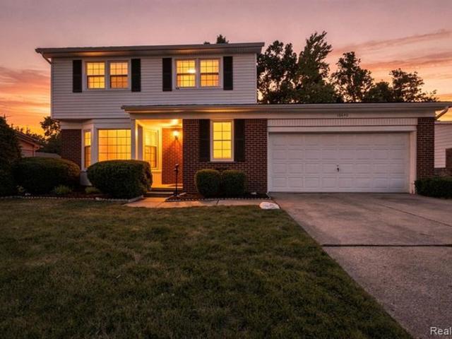 16640 Truwood St, Woodhaven, MI 48183
