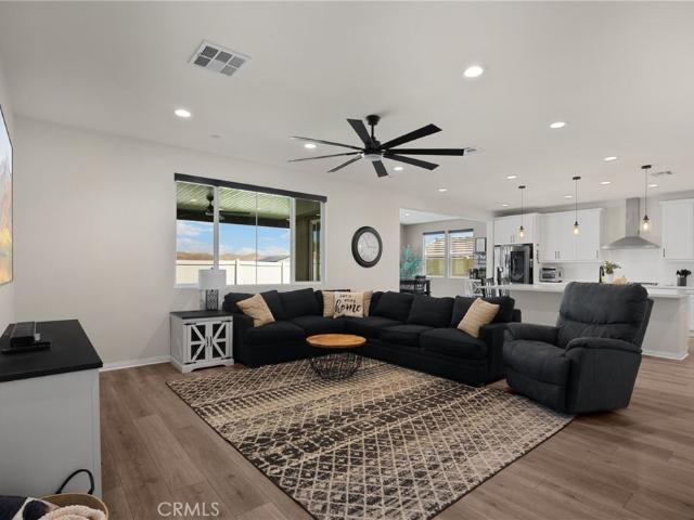 16647 Evelyn Pl Lake, Elsinore, CA 92530 | MLS #PW26150