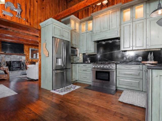 16645 Madrone Cir, Sonora, CA 95370